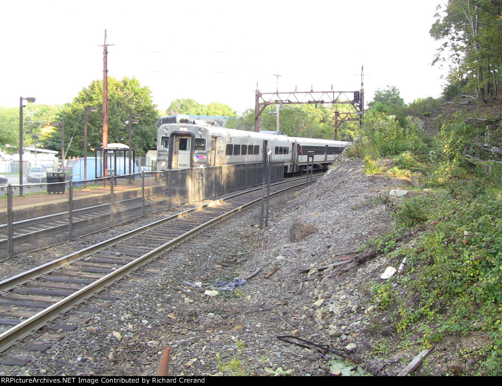 Cab Car 6083 on Train 6641